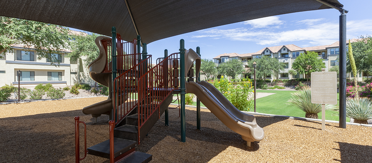 MAA Lyon's Gate Apartment Community | Luxury Apartments for Rent | MAA