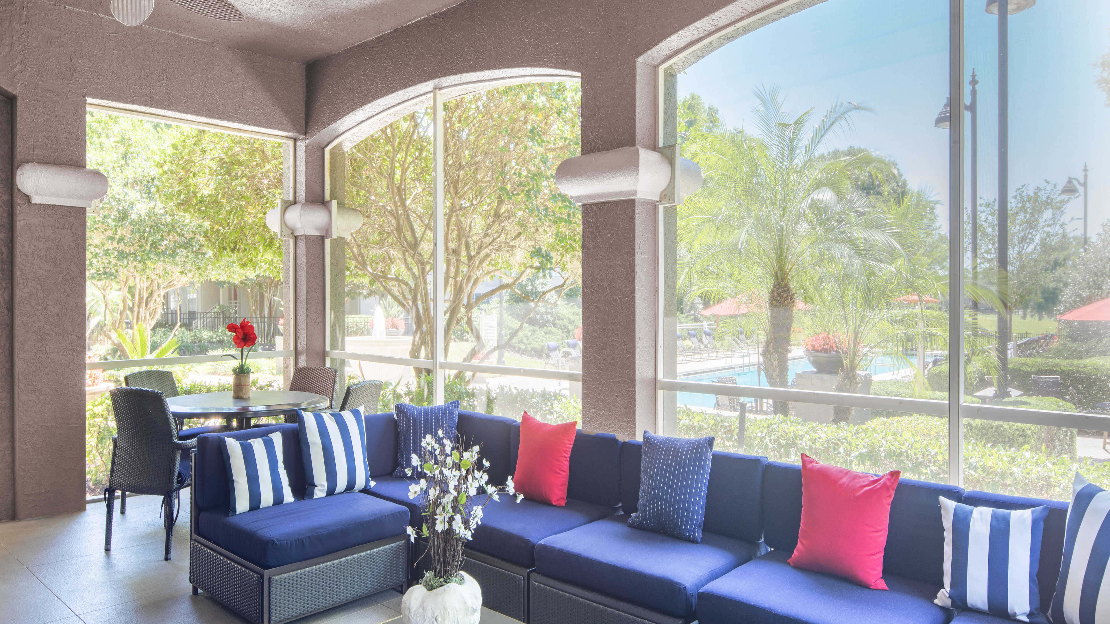 MAA Heathrow | Luxury Apartments Orlando | MAA