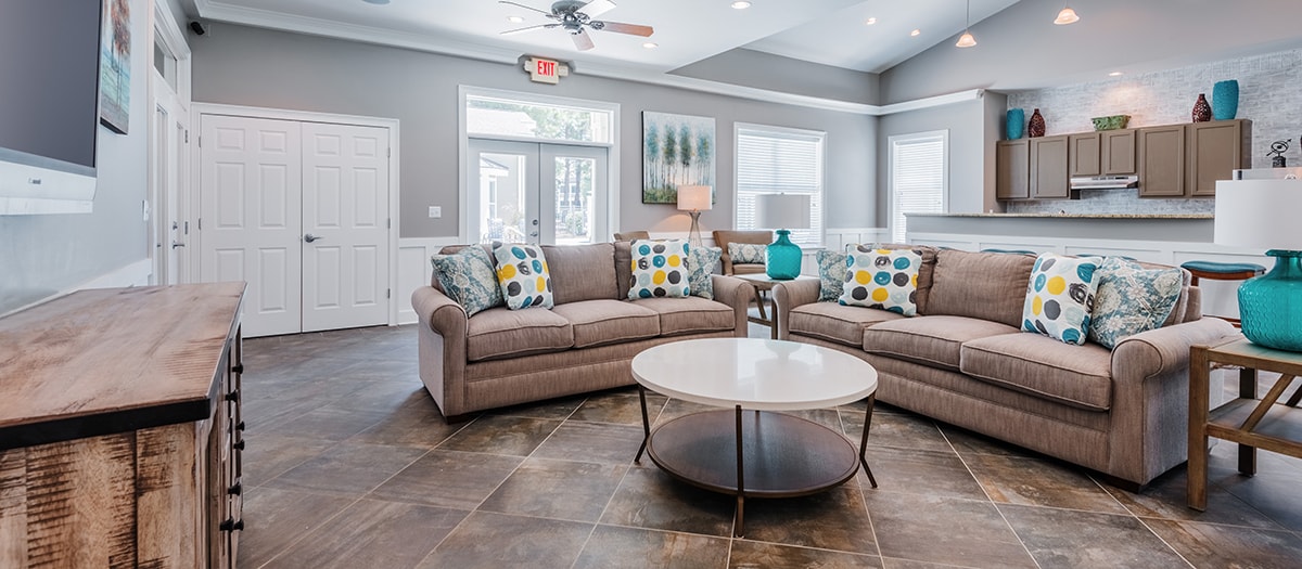 MAA Farm Springs Luxury Apartments for Rent in Summerville, NC